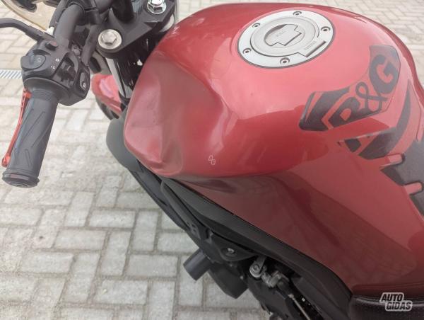Red Yamaha XJ 2012 in Vilnius, with an engine capacity of 0.60 L and mileage of 28 thousand km for 2800 €, photo 6 on AUTOMOTO.COM.LV
