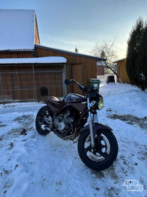 Violets Yamaha XJ 1993 Panevēža, ar dzinēja tilpumu 0.60 L un nobraukumu 0 tūkst. km par 900 €, foto 2 vietnē AUTOMOTO.COM.LV