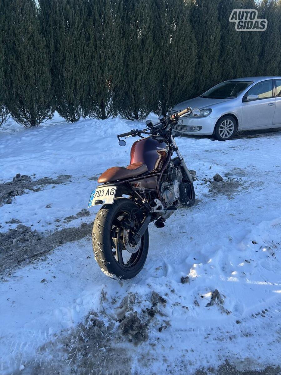 Фиолетовый Ямаха XJ 1993 в Паневежис, объемом двигателя 0.60 л и пробегом 0 тыс. км за 900 €, фото 8 на AUTOMOTO.COM.LV