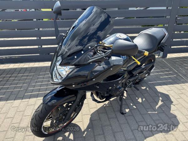 Melns Yamaha XJ6 2009 Saue, ar dzinēja tilpumu 0.60 L un nobraukumu 40 tūkst. km par 2990 €, foto 1 vietnē AUTOMOTO.COM.LV