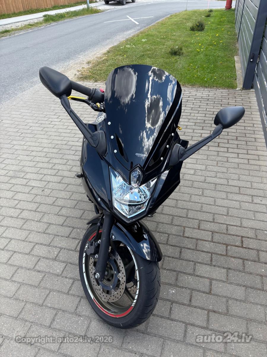 Черный Ямаха XJ6 2009 в Сауэ, объемом двигателя 0.60 л и пробегом 40 тыс. км за 2990 €, фото 7 на AUTOMOTO.COM.LV