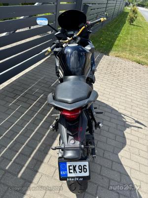 Черный Ямаха XJ6 2009 в Сауэ, объемом двигателя 0.60 л и пробегом 40 тыс. км за 2990 €, фото 9 на AUTOMOTO.COM.LV