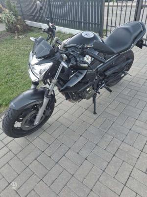 Melns Yamaha XJ6 2009 Anykščiai, ar dzinēja tilpumu 0.60 L un nobraukumu 31 tūkst. km par 2200 €, foto 4 vietnē AUTOMOTO.COM.LV
