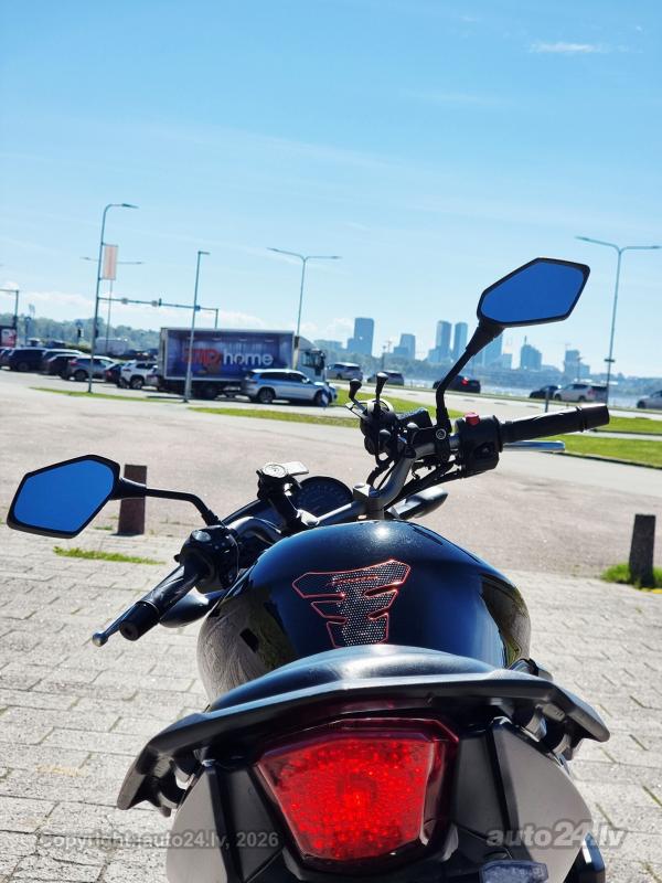 Melns Yamaha XJ6 2009 Tallina, ar dzinēja tilpumu 0.60 L un nobraukumu 43 tūkst. km par 3300 €, foto 5 vietnē AUTOMOTO.COM.LV
