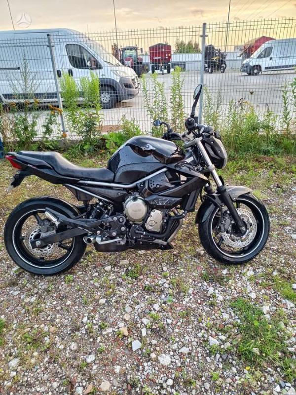 Black Yamaha XJ6 2009 in Kaunas, with an engine capacity of 0.60 L and mileage of 60 thousand km for 2150 €, photo 1 on AUTOMOTO.COM.LV