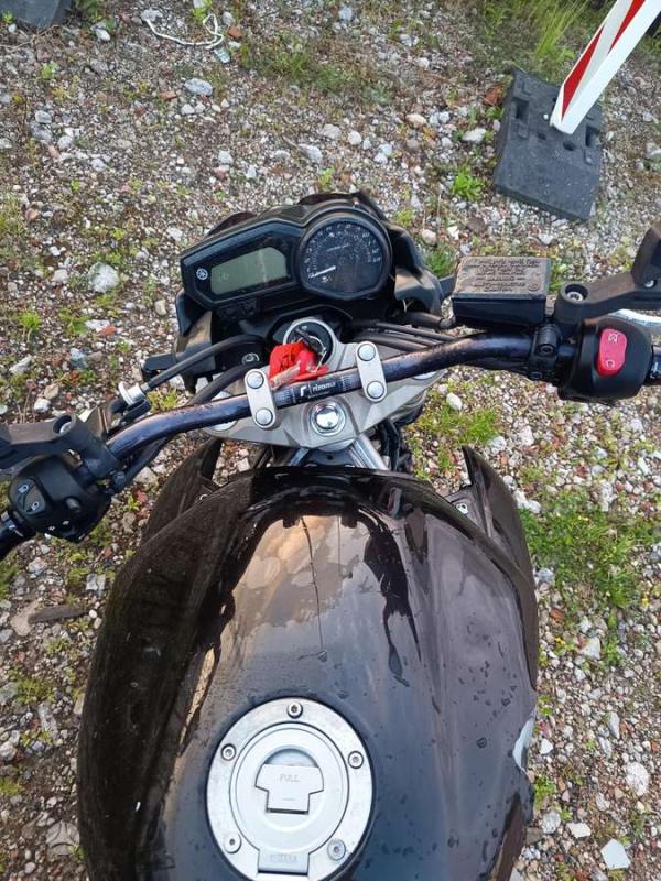Black Yamaha XJ6 2009 in Kaunas, with an engine capacity of 0.60 L and mileage of 60 thousand km for 2150 €, photo 2 on AUTOMOTO.COM.LV