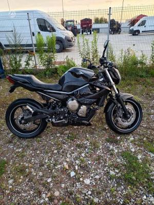 Black Yamaha XJ6 2009 in Kaunas, with an engine capacity of 0.60 L and mileage of 60 thousand km for 2150 €, photo 12 on AUTOMOTO.COM.LV