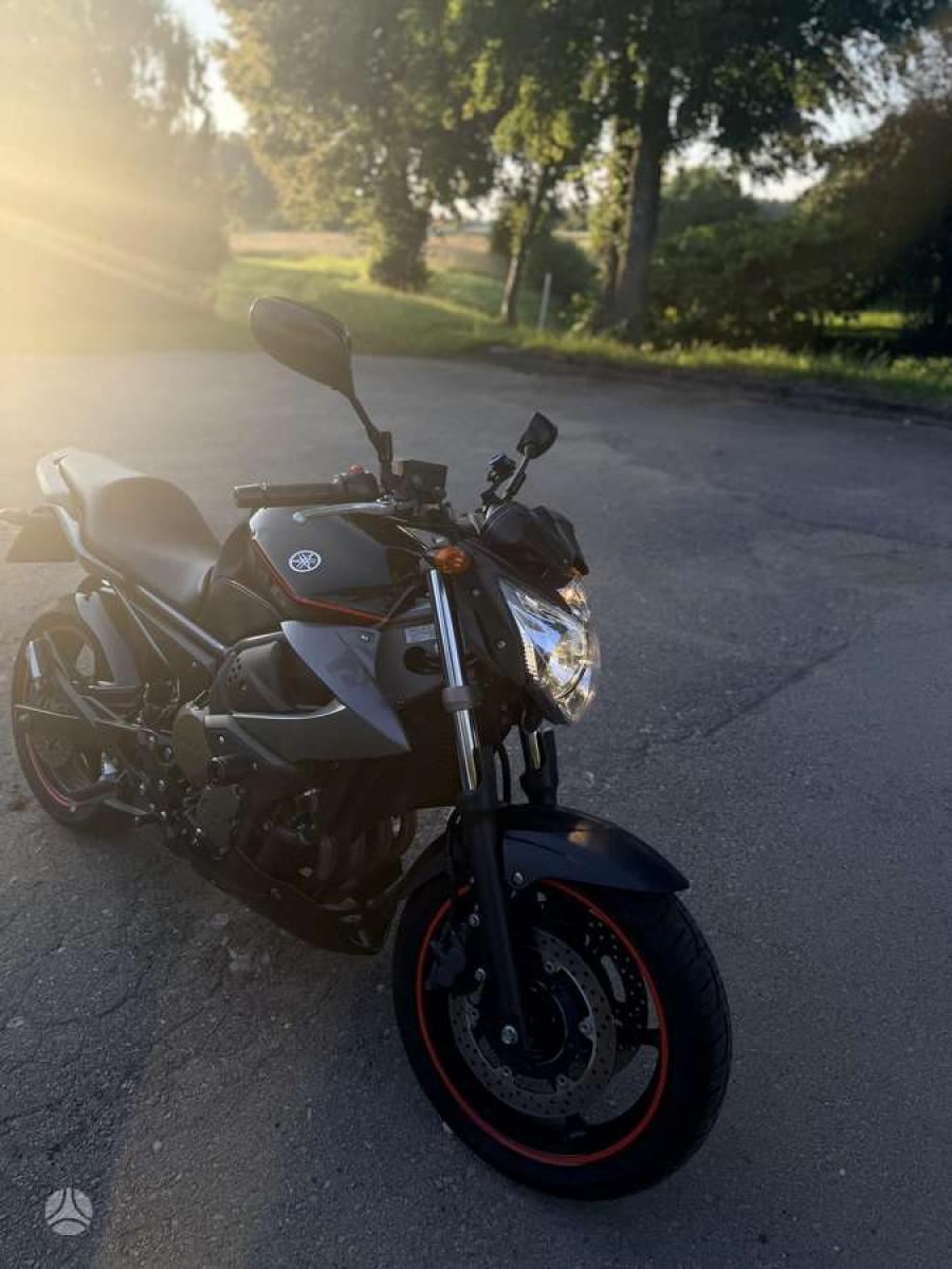 Black Yamaha XJ6 2009 in Taurage, with an engine capacity of 0.60 L and mileage of 29 thousand km for 3000 €, photo 3 on AUTOMOTO.COM.LV
