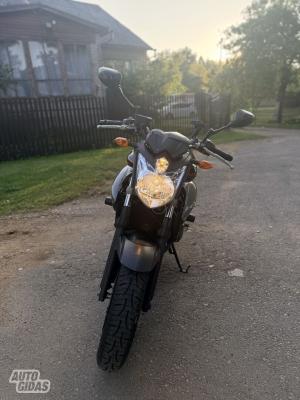 Melns Yamaha XJ6 2009 Tauragė, ar dzinēja tilpumu 0.00 L un nobraukumu 29 tūkst. km par 2700 €, foto 5 vietnē AUTOMOTO.COM.LV