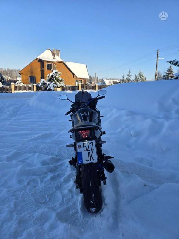 Black Yamaha XJ6 2010 in Vilnius, with an engine capacity of 0.60 L and mileage of 72 thousand km for 3400 €, photo 5 on AUTOMOTO.COM.LV