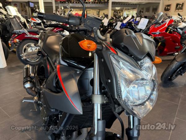 Black Yamaha XJ6 2010 in Tallinn, with an engine capacity of 0.60 L and mileage of 45 thousand km for 3690 €, photo 11 on AUTOMOTO.COM.LV