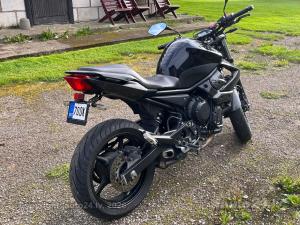 Melns Yamaha XJ6 2010 Narva, ar dzinēja tilpumu 0.60 L un nobraukumu 47 tūkst. km par 3200 €, foto 5 vietnē AUTOMOTO.COM.LV