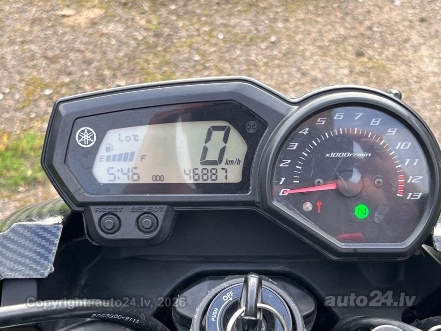 Melns Yamaha XJ6 2010 Narva, ar dzinēja tilpumu 0.60 L un nobraukumu 47 tūkst. km par 3200 €, foto 6 vietnē AUTOMOTO.COM.LV