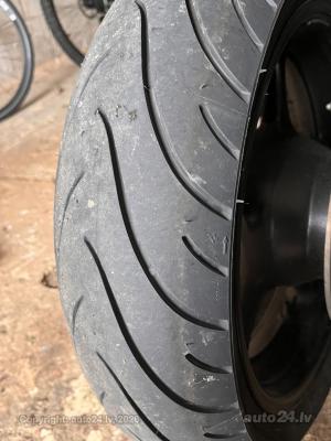 Melns Yamaha XJ6 2010 Narva, ar dzinēja tilpumu 0.60 L un nobraukumu 47 tūkst. km par 3200 €, foto 9 vietnē AUTOMOTO.COM.LV