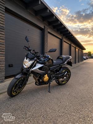 Melns Yamaha XJ6 2010 Viļņa, ar dzinēja tilpumu 0.60 L un nobraukumu 43 tūkst. km par 3650 €, foto 3 vietnē AUTOMOTO.COM.LV