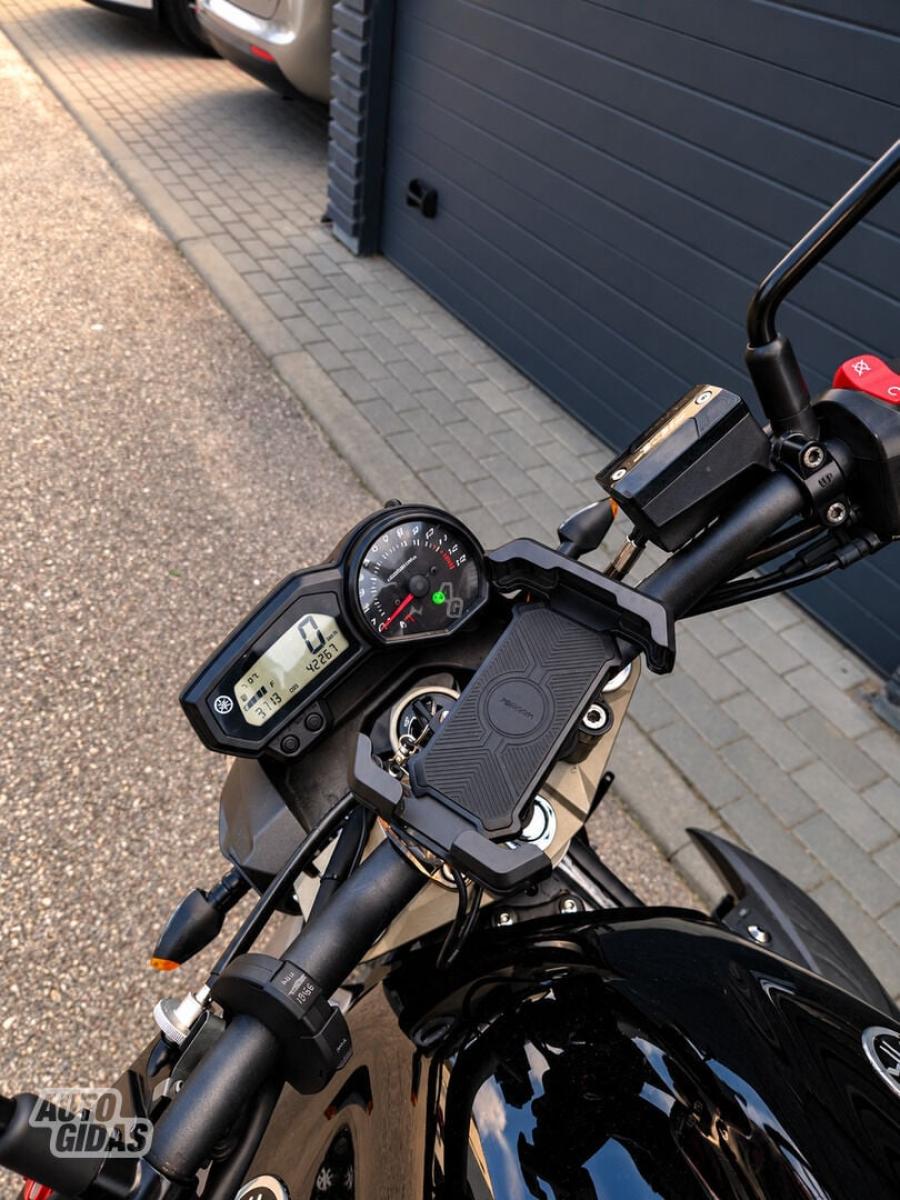 Melns Yamaha XJ6 2010 Viļņa, ar dzinēja tilpumu 0.60 L un nobraukumu 43 tūkst. km par 3650 €, foto 7 vietnē AUTOMOTO.COM.LV