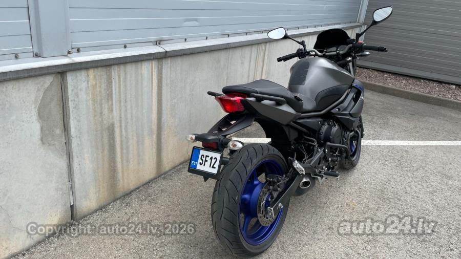 Black Yamaha XJ6 2013 in Tallinn, with an engine capacity of 0.60 L and mileage of 49 thousand km for 3950 €, photo 9 on AUTOMOTO.COM.LV