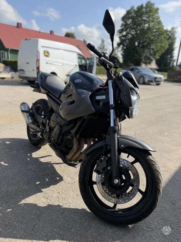 Black Yamaha XJ6 2013 in Silute, with an engine capacity of 0.60 L and mileage of 78 thousand km for 2700 €, photo 4 on AUTOMOTO.COM.LV