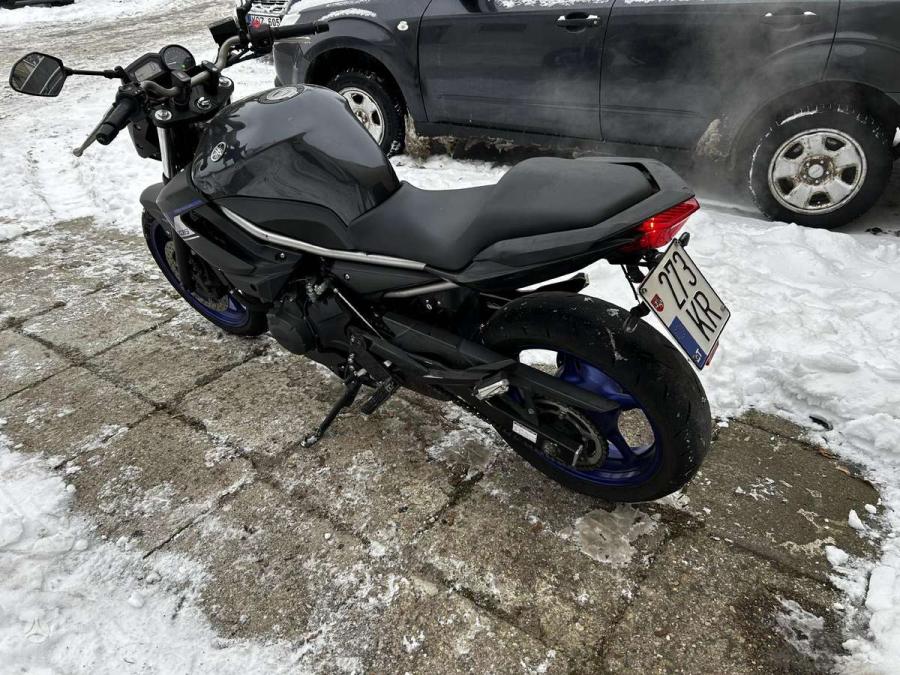 Black Yamaha XJ6 2014 in Alytus, with an engine capacity of 0.60 L and mileage of 30 thousand km for 3500 €, photo 4 on AUTOMOTO.COM.LV