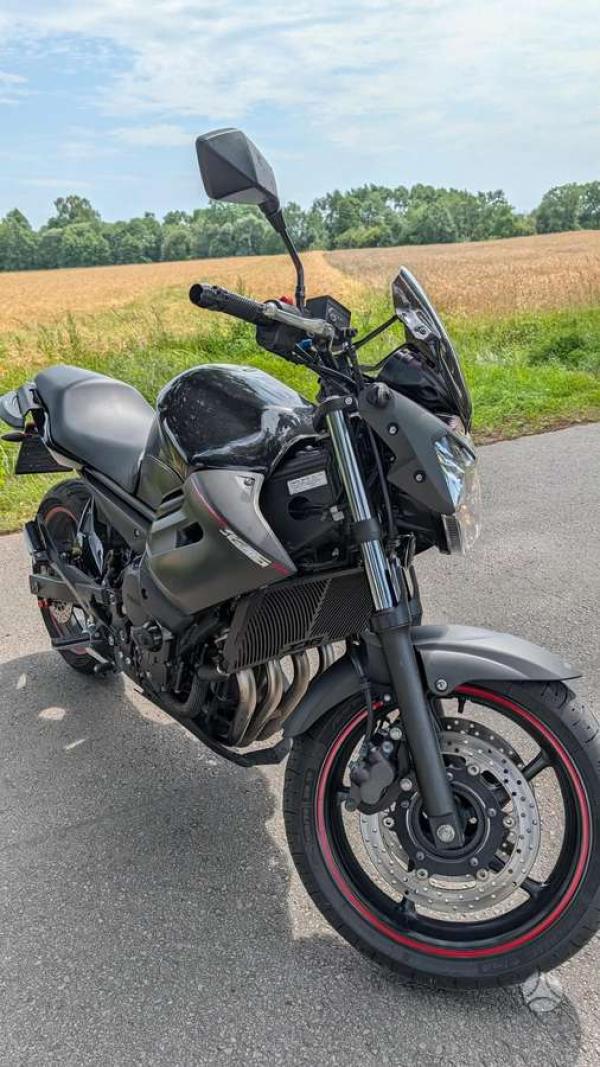Black Yamaha XJ6 2014 in Kursenai, with an engine capacity of 0.60 L and mileage of 28 thousand km for 3750 €, photo 2 on AUTOMOTO.COM.LV