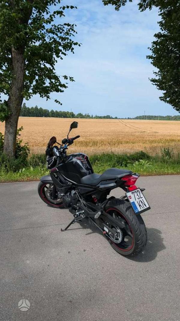 Black Yamaha XJ6 2014 in Kursenai, with an engine capacity of 0.60 L and mileage of 28 thousand km for 3750 €, photo 6 on AUTOMOTO.COM.LV