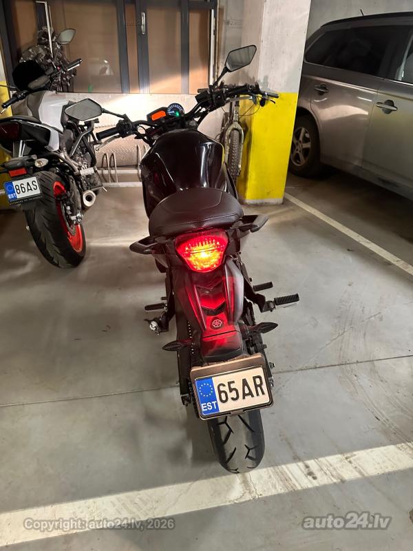 Black Yamaha XJ6 2015 in Johvi, with an engine capacity of 0.60 L and mileage of 17 thousand km for 4000 €, photo 6 on AUTOMOTO.COM.LV