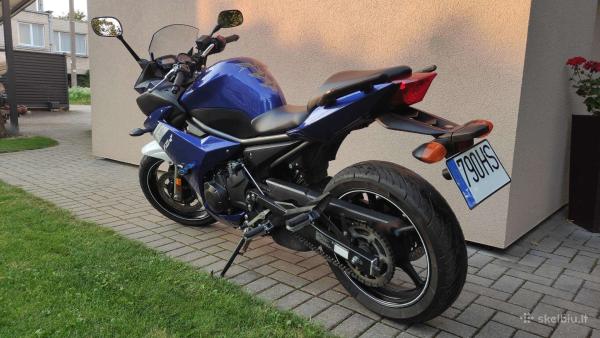 Zils Yamaha XJ6 2013 Kauņa, ar dzinēja tilpumu 0.60 L un nobraukumu 16 tūkst. km par 4250 €, foto 3 vietnē AUTOMOTO.COM.LV