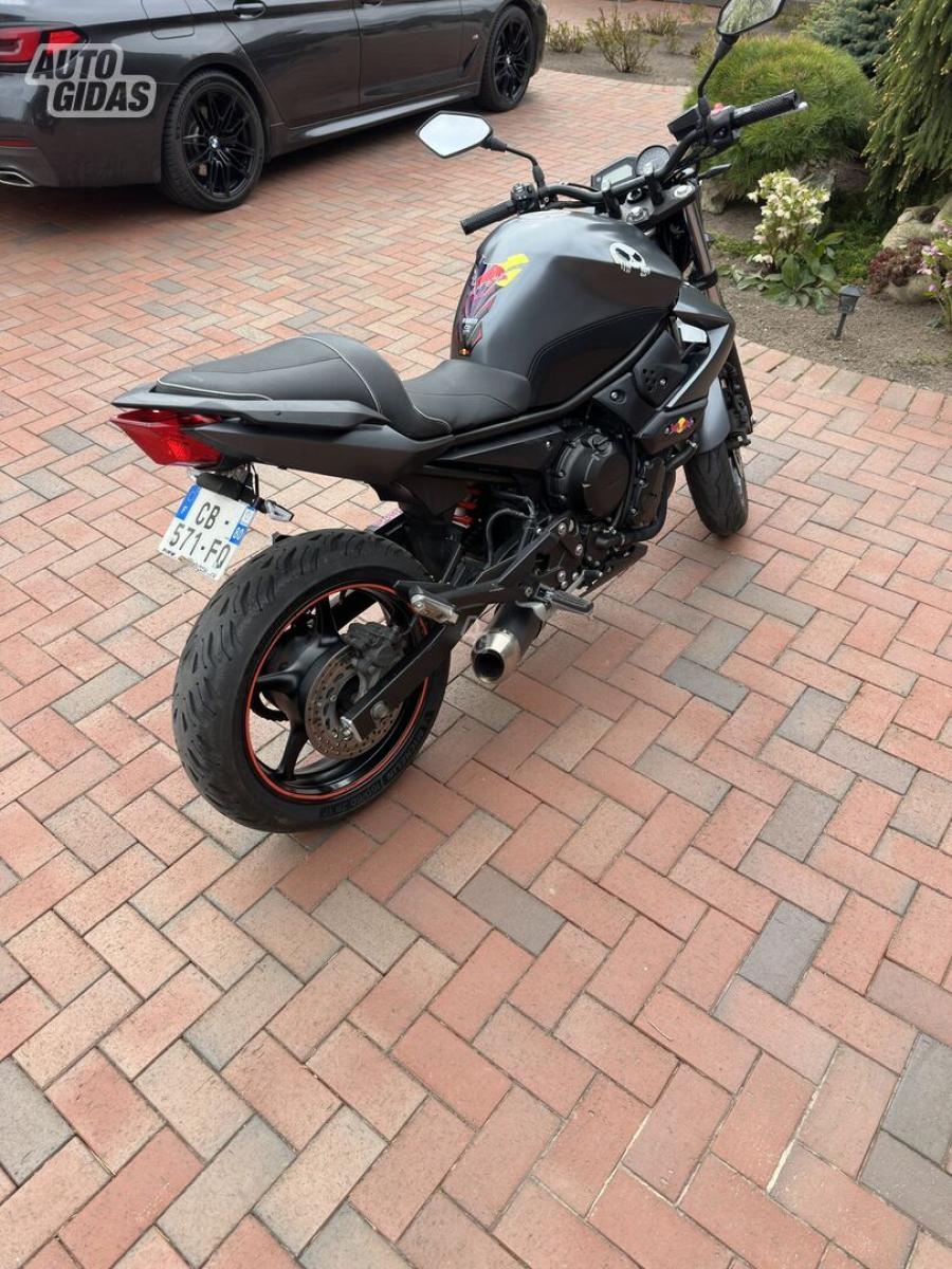 Grey Yamaha XJ6 2012 in Vilnius, with an engine capacity of 0.60 L and mileage of 27 thousand km for 3300 €, photo 4 on AUTOMOTO.COM.LV