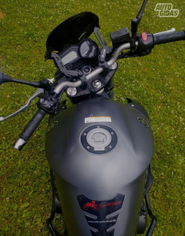 Pelēks Yamaha XJ6 2013 Zarasai, ar dzinēja tilpumu 0.60 L un nobraukumu 18 tūkst. km par 3600 €, foto 9 vietnē AUTOMOTO.COM.LV