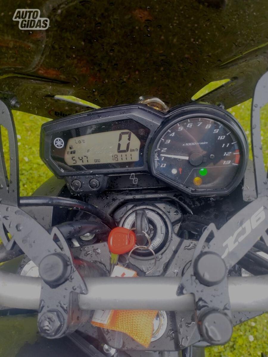 Pelēks Yamaha XJ6 2013 Zarasai, ar dzinēja tilpumu 0.60 L un nobraukumu 18 tūkst. km par 3600 €, foto 11 vietnē AUTOMOTO.COM.LV