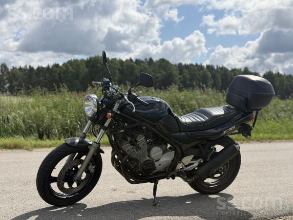 Yamaha XJ6 1997 in Riga, with an engine capacity of 0.60 L and mileage of 0 thousand km for 1350 €, photo 3 on AUTOMOTO.COM.LV