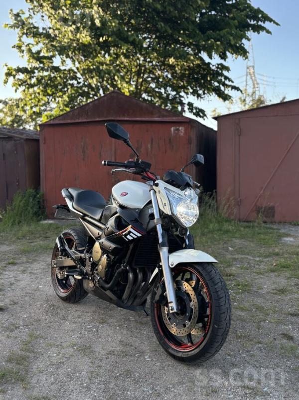 Yamaha XJ6 2009 Liepāja, ar dzinēja tilpumu 0.60 L un nobraukumu 0 tūkst. km par 2750 €, foto 1 vietnē AUTOMOTO.COM.LV