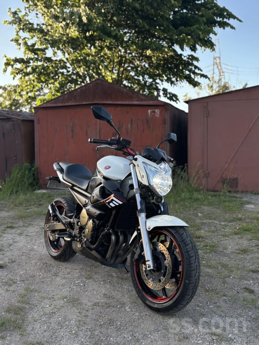 Yamaha XJ6 2009 Liepāja, ar dzinēja tilpumu 0.60 L un nobraukumu 0 tūkst. km par 2750 €, foto 1 vietnē AUTOMOTO.COM.LV