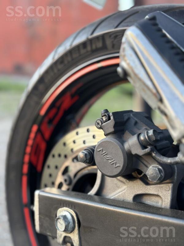 Yamaha XJ6 2009 Liepāja, ar dzinēja tilpumu 0.60 L un nobraukumu 0 tūkst. km par 2750 €, foto 7 vietnē AUTOMOTO.COM.LV