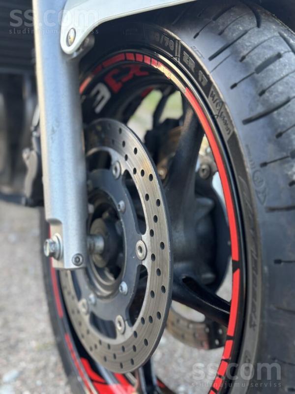 Yamaha XJ6 2009 Liepāja, ar dzinēja tilpumu 0.60 L un nobraukumu 0 tūkst. km par 2750 €, foto 9 vietnē AUTOMOTO.COM.LV