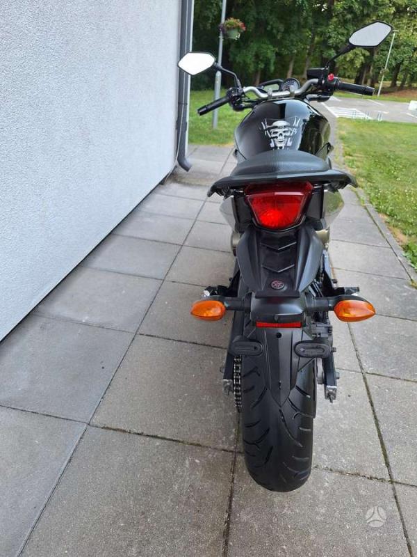 Yamaha XJ6 2009 Prienai, ar dzinēja tilpumu 0.60 L un nobraukumu 32 tūkst. km par 3150 €, foto 10 vietnē AUTOMOTO.COM.LV