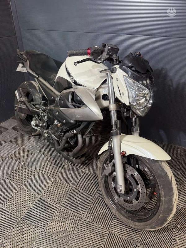 Yamaha XJ6 2009 in Taurage, with an engine capacity of 0.60 L and mileage of 35 thousand km for 1850 €, photo 1 on AUTOMOTO.COM.LV