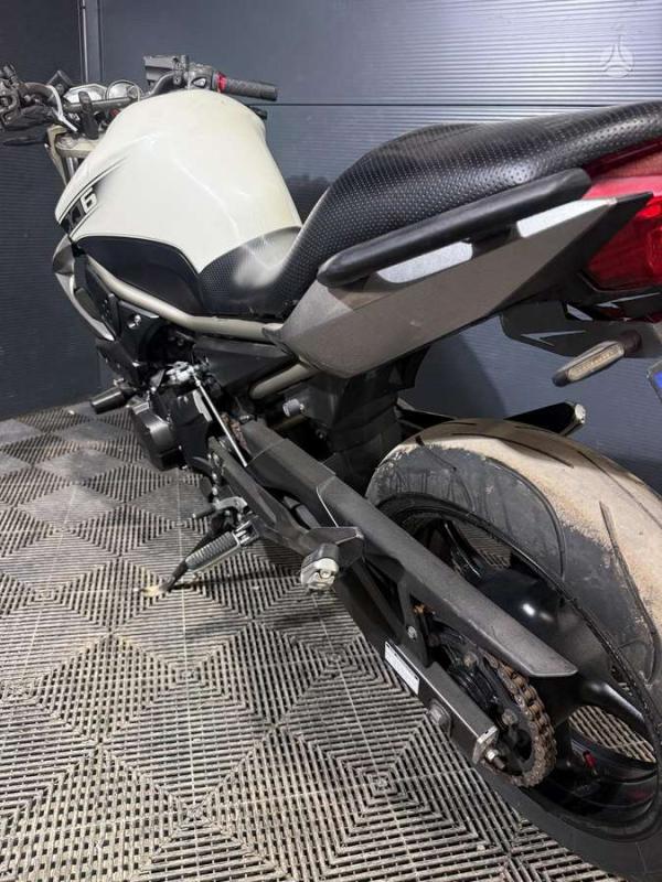 Yamaha XJ6 2009 in Taurage, with an engine capacity of 0.60 L and mileage of 35 thousand km for 1850 €, photo 2 on AUTOMOTO.COM.LV