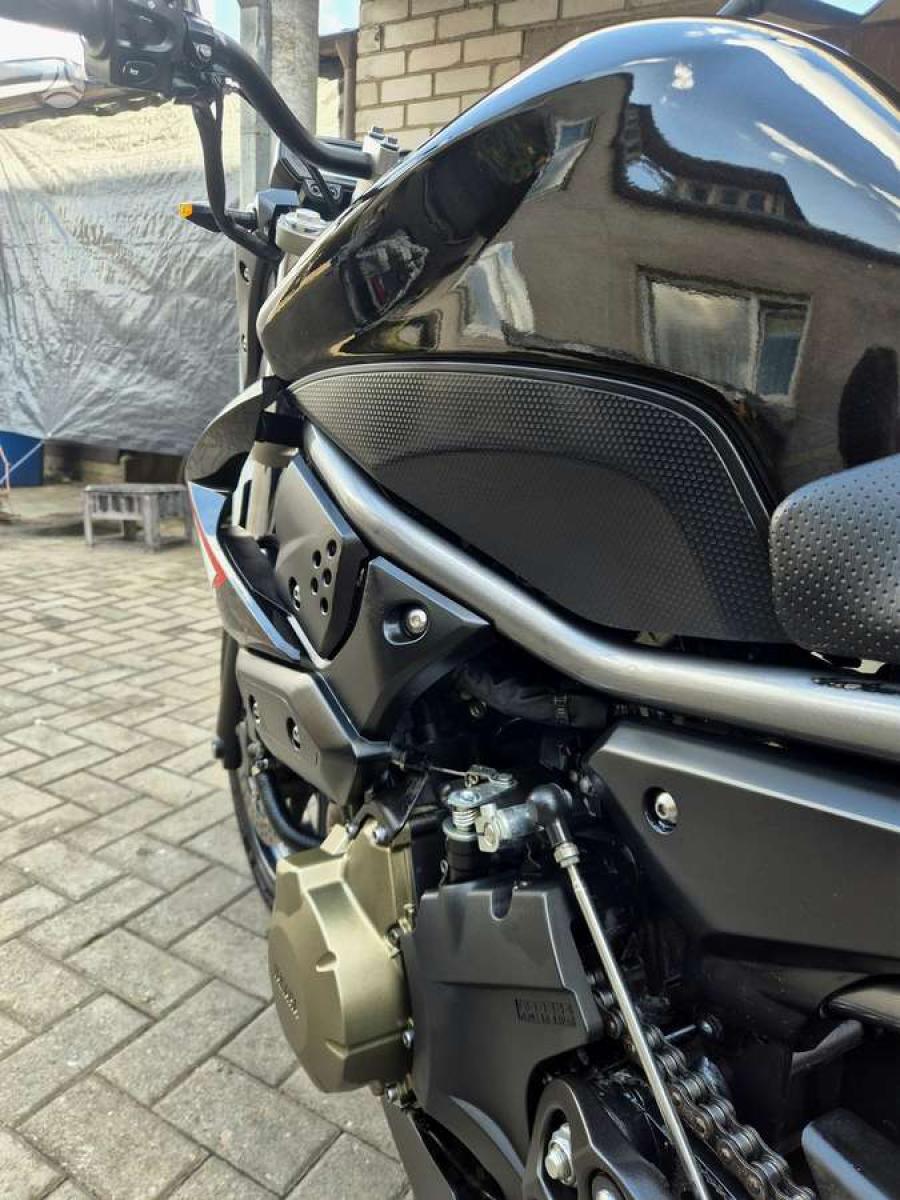 Yamaha XJ6 2009 Prienai, ar dzinēja tilpumu 0.60 L un nobraukumu 50 tūkst. km par 3200 €, foto 15 vietnē AUTOMOTO.COM.LV