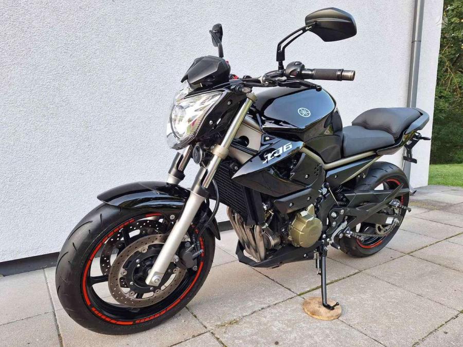 Yamaha XJ6 2009 Prienai, ar dzinēja tilpumu 0.60 L un nobraukumu 10 tūkst. km par 3550 €, foto 1 vietnē AUTOMOTO.COM.LV
