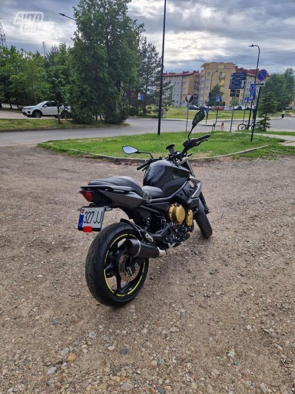 Ямаха XJ6 2010 в Вильнюс, объемом двигателя 0.60 л и пробегом 42 тыс. км за 3800 €, фото 3 на AUTOMOTO.COM.LV