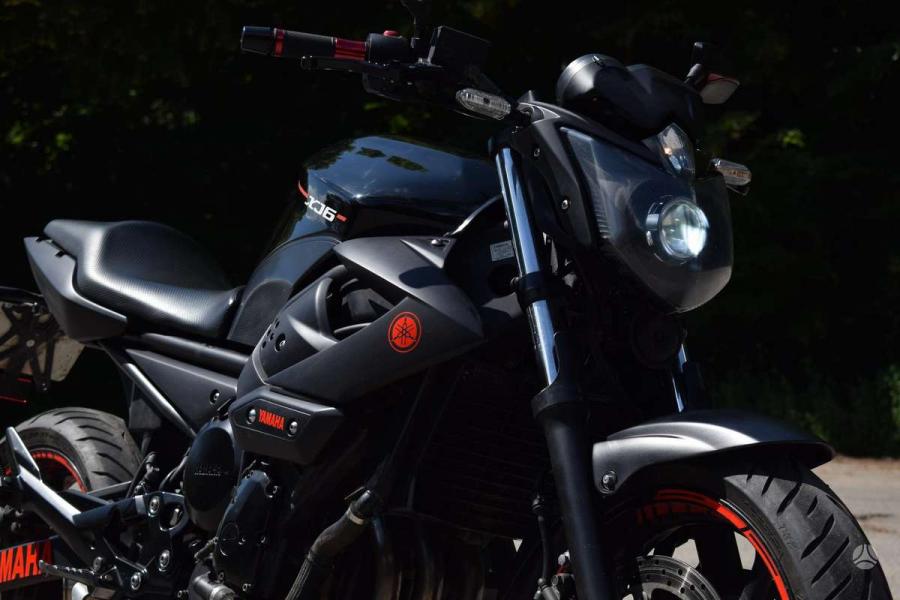 Yamaha XJ6 2011 Alīta, ar dzinēja tilpumu 0.60 L un nobraukumu 28 tūkst. km par 3500 €, foto 1 vietnē AUTOMOTO.COM.LV