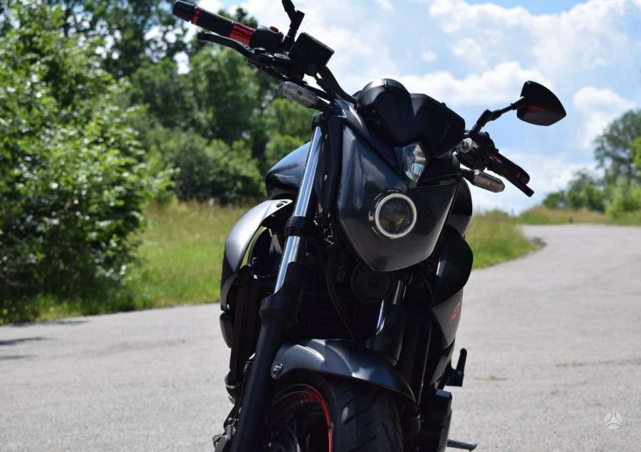 Yamaha XJ6 2011 Alīta, ar dzinēja tilpumu 0.60 L un nobraukumu 28 tūkst. km par 3500 €, foto 8 vietnē AUTOMOTO.COM.LV