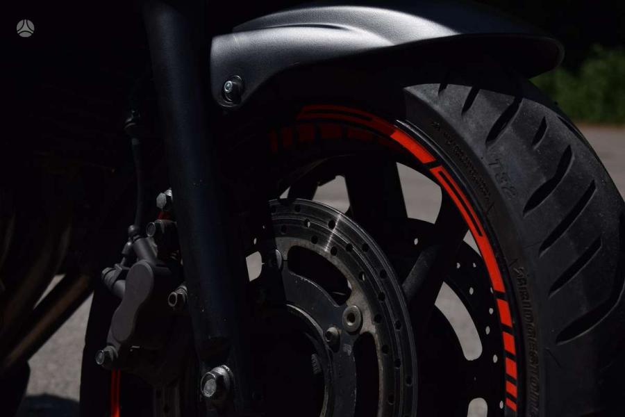 Yamaha XJ6 2011 Alīta, ar dzinēja tilpumu 0.60 L un nobraukumu 28 tūkst. km par 3500 €, foto 10 vietnē AUTOMOTO.COM.LV