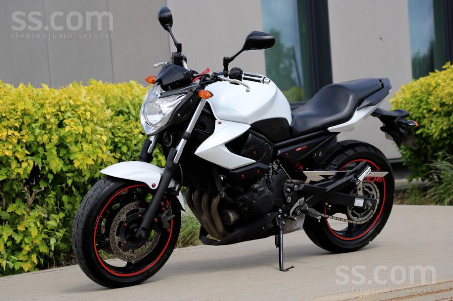 Yamaha XJ6 2012 in Tukums, with an engine capacity of 0.60 L and mileage of 0 thousand km for 4450 €, photo 4 on AUTOMOTO.COM.LV