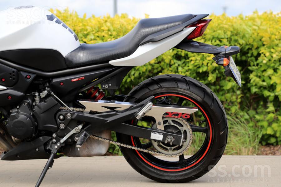Yamaha XJ6 2012 in Tukums, with an engine capacity of 0.60 L and mileage of 0 thousand km for 4450 €, photo 9 on AUTOMOTO.COM.LV