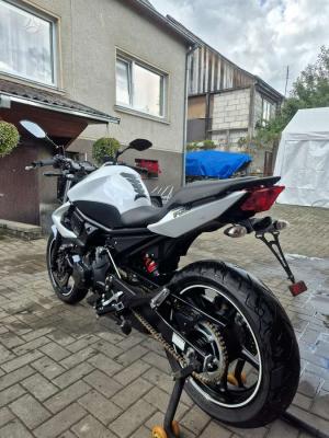 Yamaha XJ6 2012 Prienai, ar dzinēja tilpumu 0.60 L un nobraukumu 36 tūkst. km par 3250 €, foto 9 vietnē AUTOMOTO.COM.LV