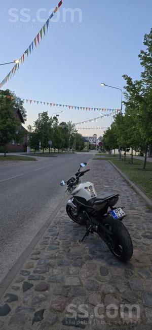 Yamaha XJ6 2012 Madona, ar dzinēja tilpumu 0.60 L un nobraukumu 0 tūkst. km par 2800 €, foto 3 vietnē AUTOMOTO.COM.LV
