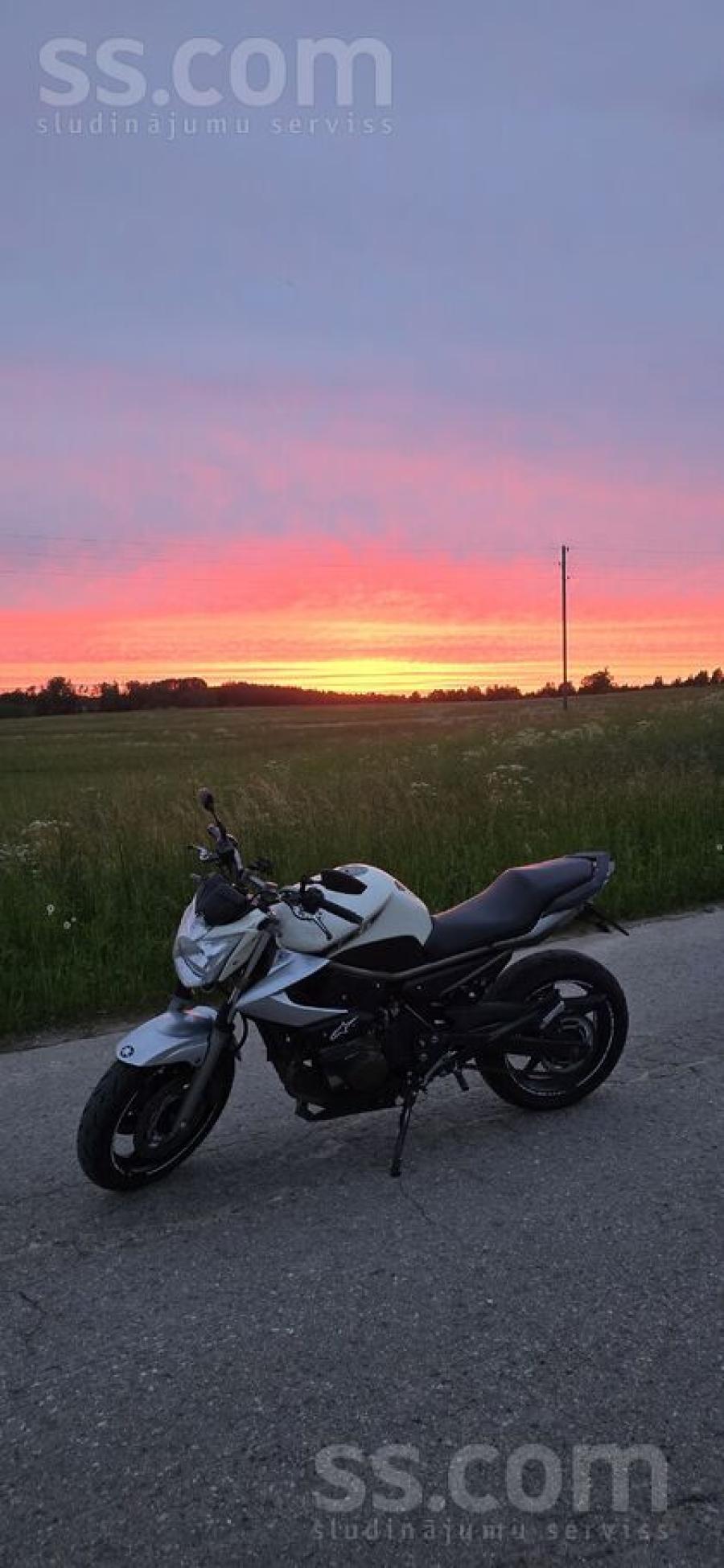 Yamaha XJ6 2012 Madona, ar dzinēja tilpumu 0.60 L un nobraukumu 0 tūkst. km par 2800 €, foto 4 vietnē AUTOMOTO.COM.LV