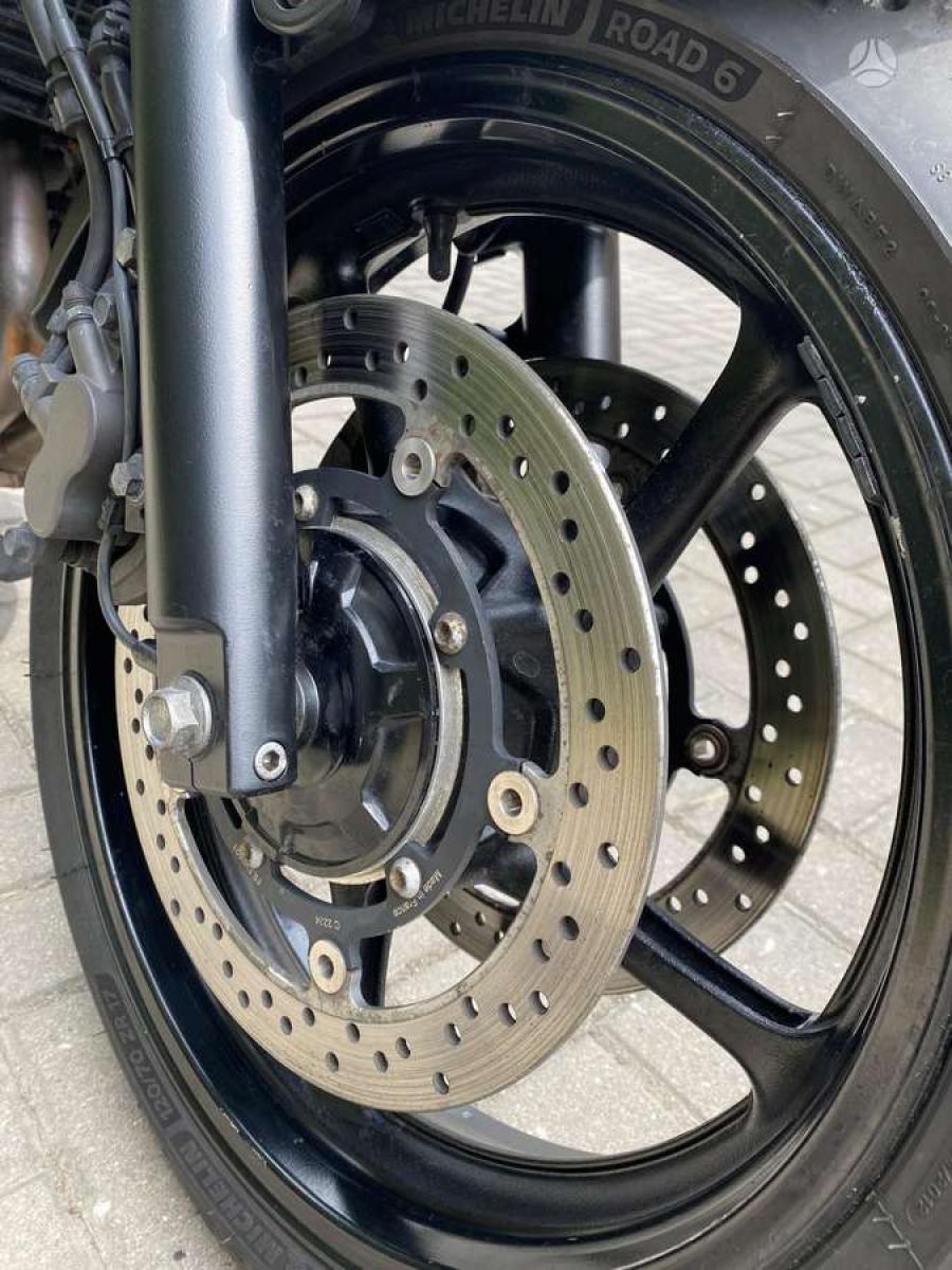 Yamaha XJ6 2013 Kauņa, ar dzinēja tilpumu 0.60 L un nobraukumu 34 tūkst. km par 3300 €, foto 13 vietnē AUTOMOTO.COM.LV